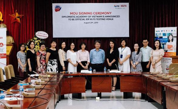 Signing ceremony of cooperation agreement between Diplomatic Academy of ...