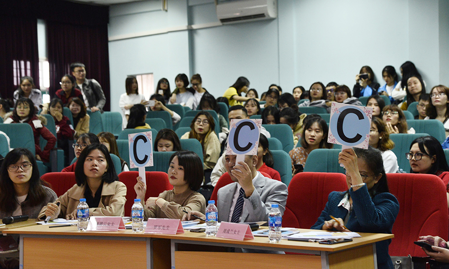 Sinh viên Khoa Tiếng Trung Quốc giành giải Nhì cuộc thi Viết chính tả ...